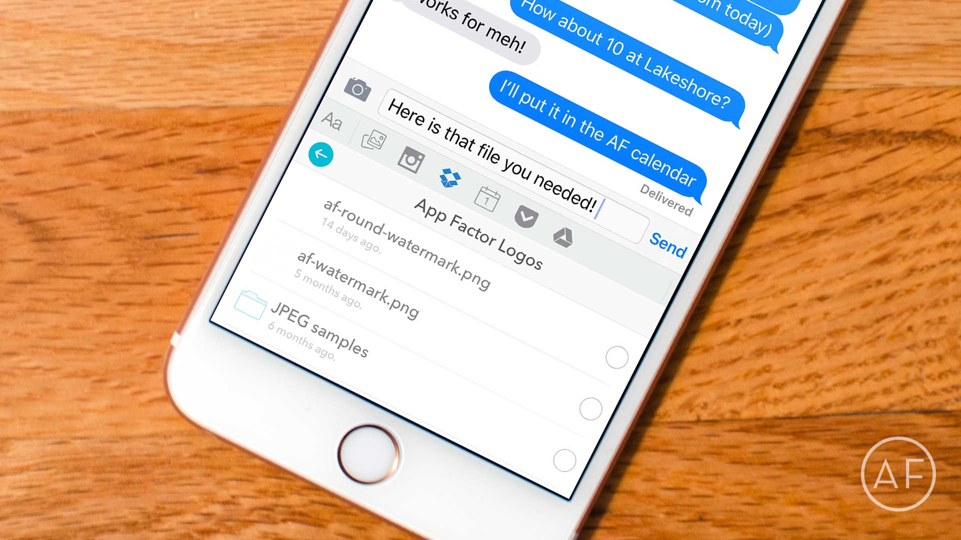 How to access Instagram, Dropbox, and more from your iPhone keyboard